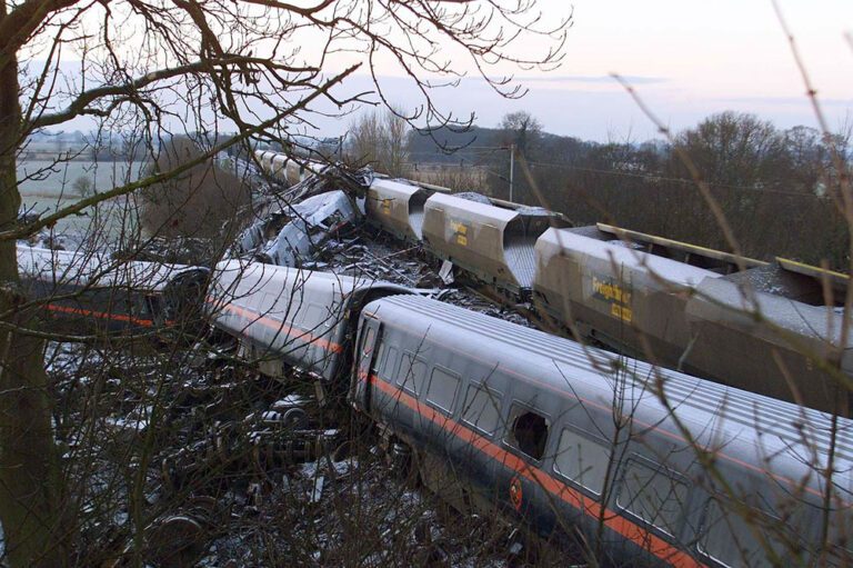 History of the large-scale Selby rail crash near Leeds - leeds-future.com